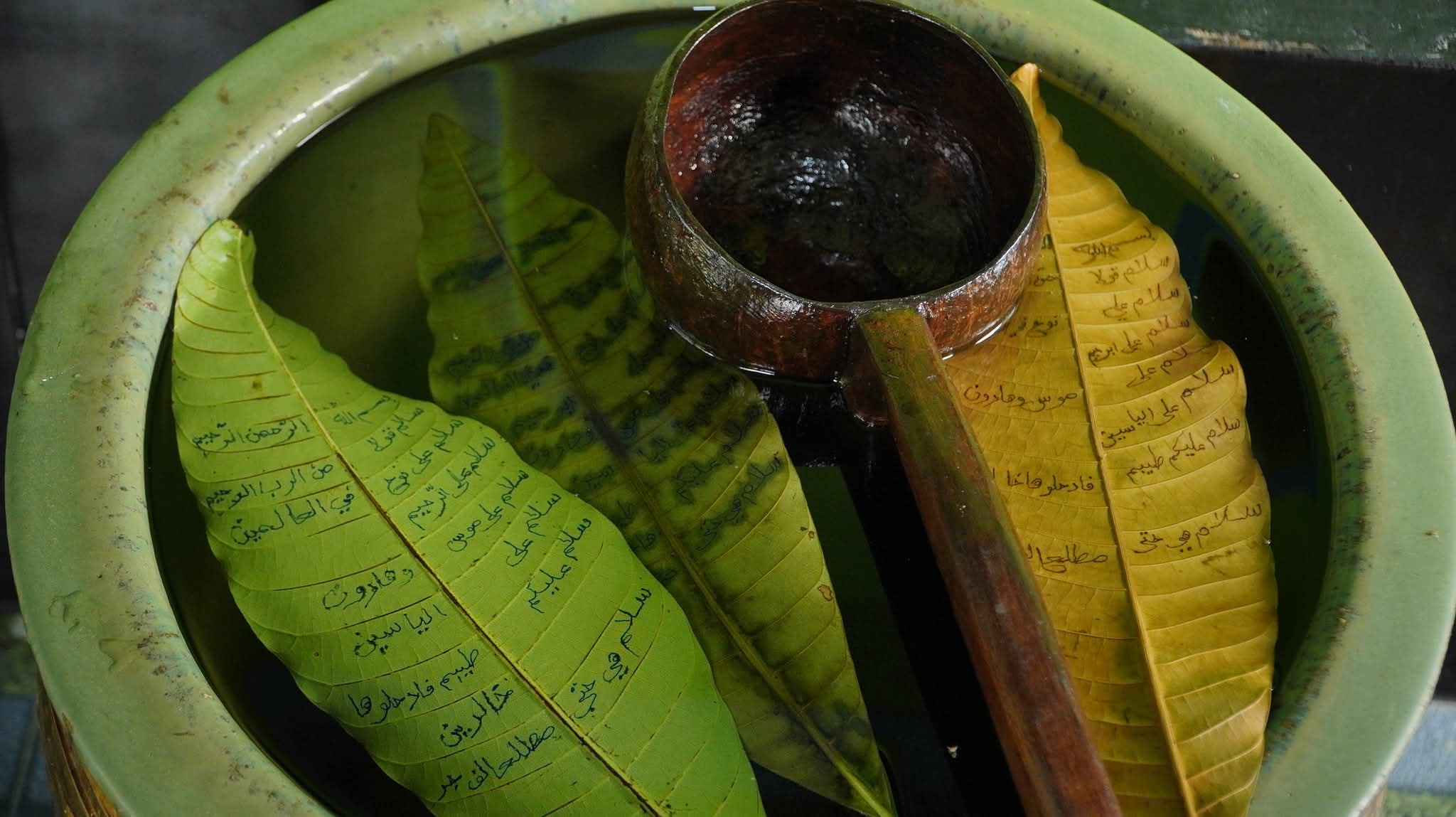 Mandi Safar: Tradisi Melayu Penolak Bala, Menggali Makna, Sejarah, dan ...